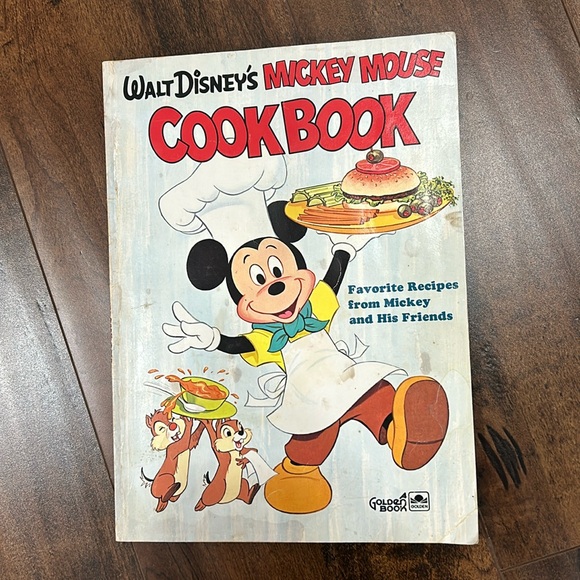 Disney | Kitchen | Vintage Walt Disneys Mickey Mouse Cookbook | Poshmark